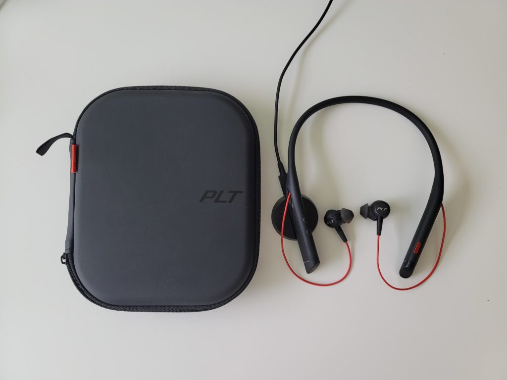 Poly Voyager 6200 UC Review: Expensive, but a hell of a headset!